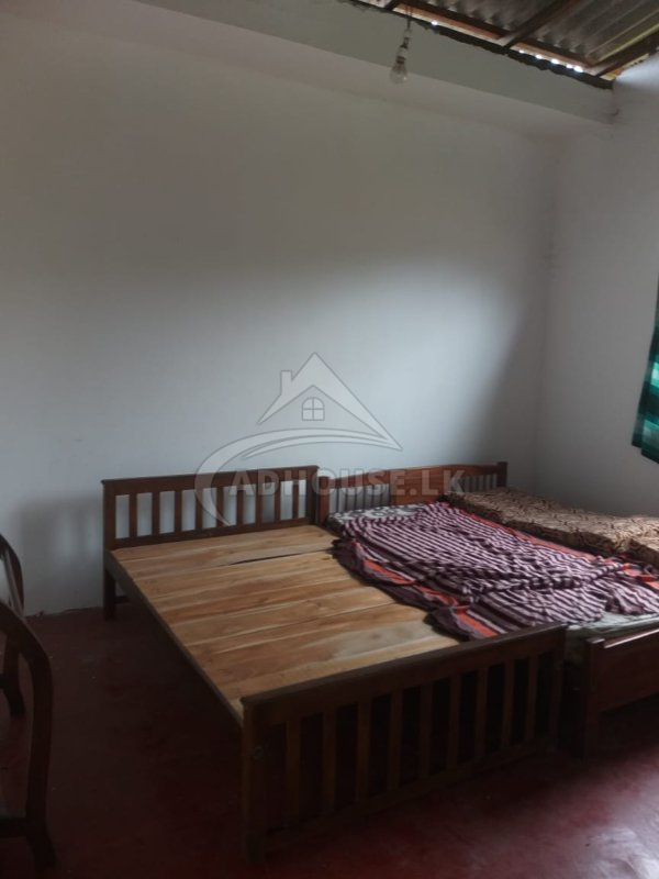 Valuble Land With Half Build House For Sale In Hanwella in Sri Lanka ...